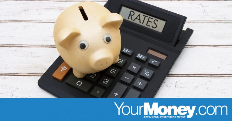 Fixed rate savings: monthly or annual interest?